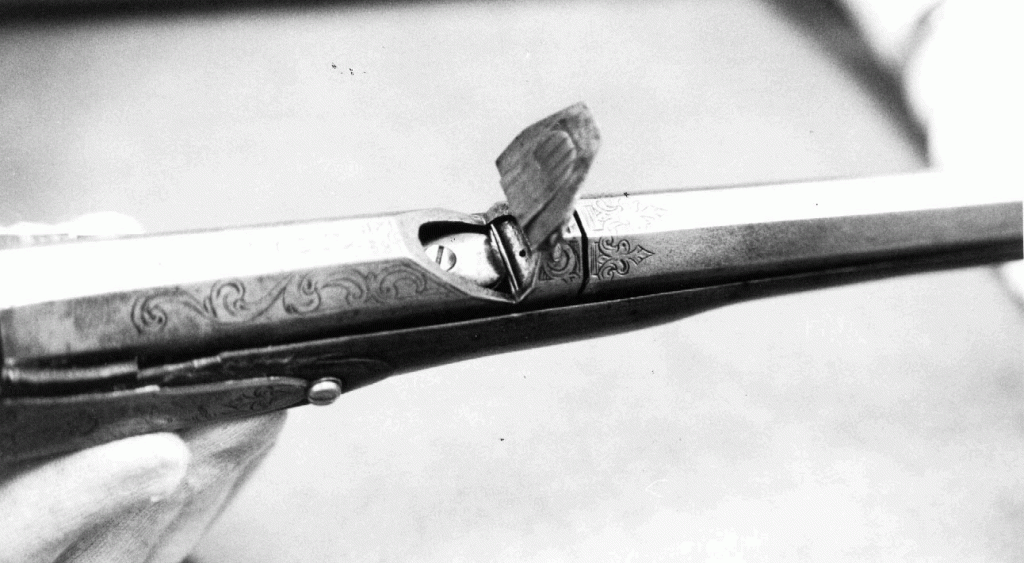 What Is A Muzzleloader | White Muzzle Loading